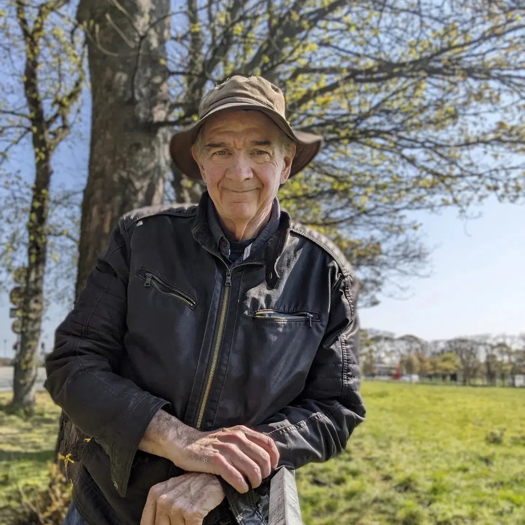 Interview with author Mike Singleton | Cendrine Marrouat - Artist